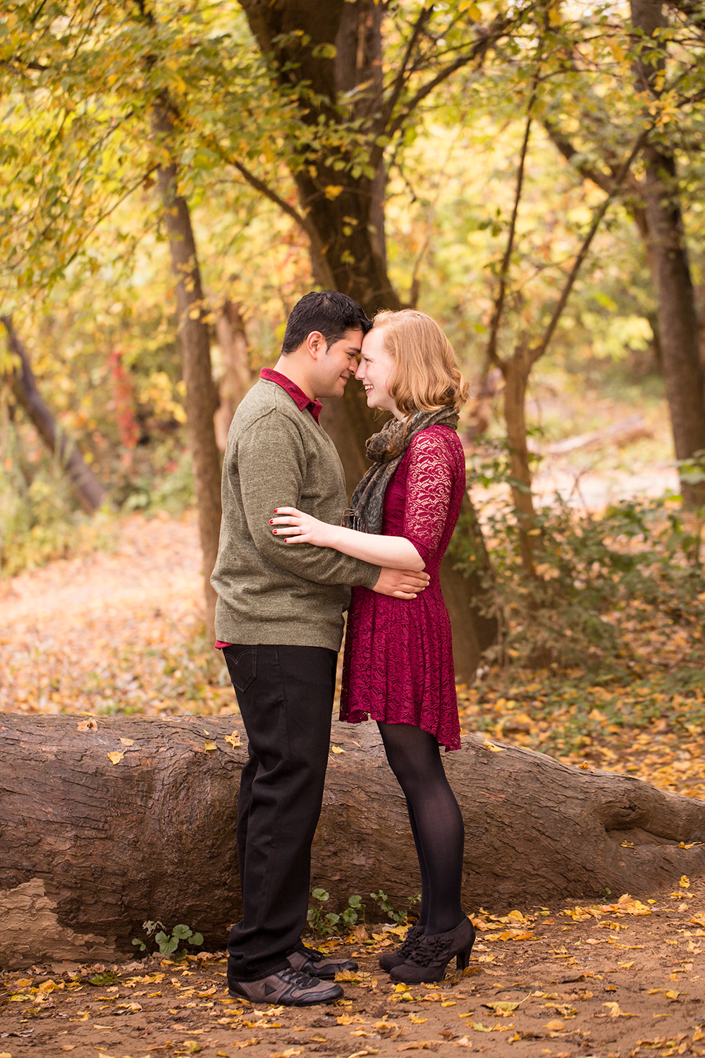 Heather + Jason's Rainy Day Engagement Shoot | Great Shiplock Park and ...