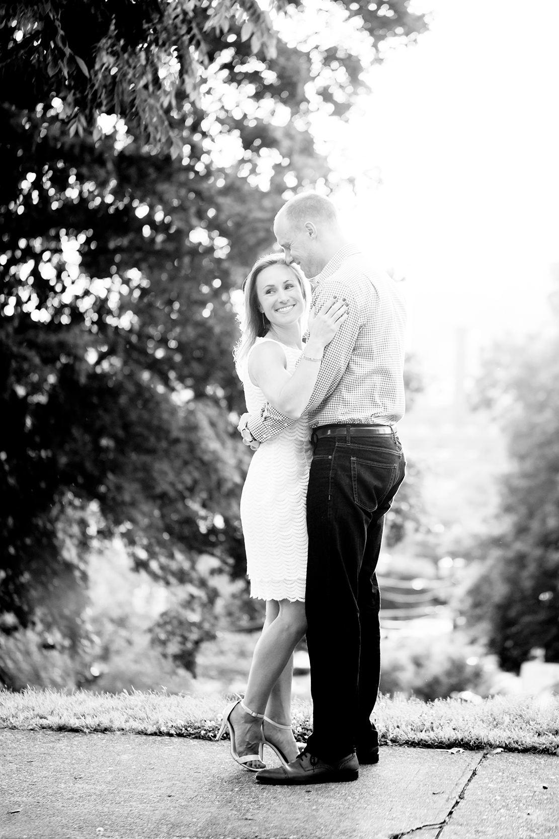 Lauren + Will's James River and Libby Hill Engagement | Libby Hill Park ...
