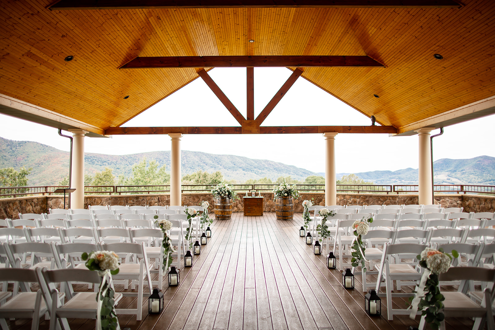 Morgan + David's Wedding at House Mountain Inn | House Mountain Inn | J ...